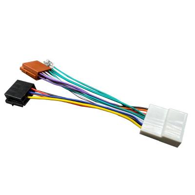 Cina Connettori stereo del cavo dell'automobile di iso per Nissan Murano Micra Tiida Juke F15 Navara D40 in vendita