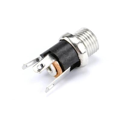 Cina incavo femminile del connettore elettrico di 12V 4A del metallo industriale del rame 5.5*2.1mm 5.5*2.5mm in vendita