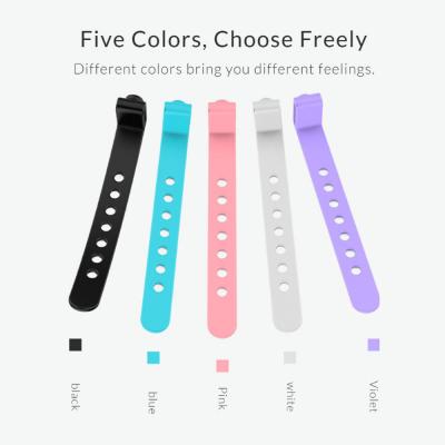 Cina auto ovale del silicone di 1.5mm-2.0mm che afferra le fascette ferma-cavo 6.5cm 7.4cm in vendita