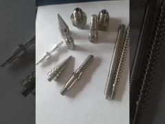 304 and 316L stainless steel medical device metal parts, made by precision CNC machining. 304 stainl