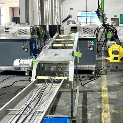 Cina le doppie fasi di 160mm la macchina di riciclaggio di plastica di raffreddamento ad acqua per ingegneria comune in vendita