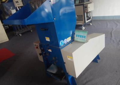Cina Setacci il potere d'adescamento automatico di plastica 11-15kw del frantoio 600r/min del diametro φ12-20mm LDF la C 500 del foro in vendita
