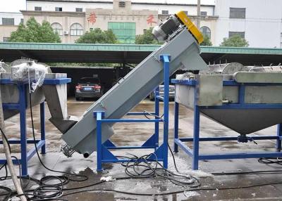Cina Linea di plastica livello elevato automatico di lavaggio dell'HDPE di EVA di kg/h di capacità su ordinazione 150-200 di colore in vendita