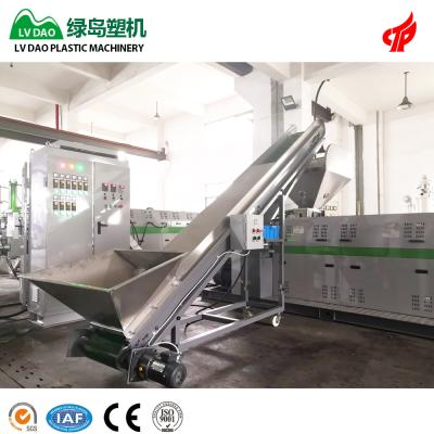 Cina Capacità elevata di riciclaggio di plastica della macchina 500kg/H di PA del PC di PS dell'ABS del PE dei pp in vendita