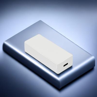 Cina Comodo Ip40 100mbps Poe Usb C Adapter Accendi i tuoi dispositivi Internet in vendita