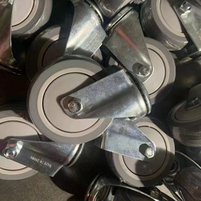 Cina Macchine per colata continua vuote a 4 pollici della parte girevole del foro passante del perno di sterzaggio di Grey Soft Trolley Wheels Silent TPR per i carrelli in vendita