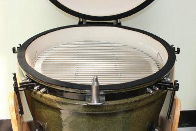 Cina Griglia Kamado in ceramica da 23 pollici a carbone per esterni colore verde tropicale 59 cm con carrello e tavolini in vendita