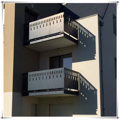 Cina OEM / ODM Garden Aluminum Privacy Fence Durabilità e resistenza alla corrosione in vendita
