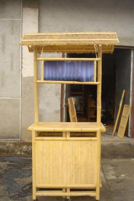 Cina Sedie di bambù beventi di Tiki Bar With Bottle Rack della spiaggia di bambù con supporto posteriore in vendita