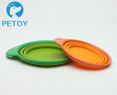 Cina L'animale domestico di plastica pieghevole commerciale lancia/silicone pieghevole della ciotola del cane in vendita