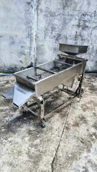Quality Coffee Beans Grading Machine Sieve Size Linear Vibrating Screen Separating Machine for sale