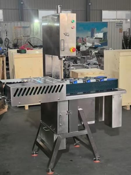 SUS 304 Máquina vertical de aserrar huesos Cortadora de huesos de carne 300-500 kg/h
