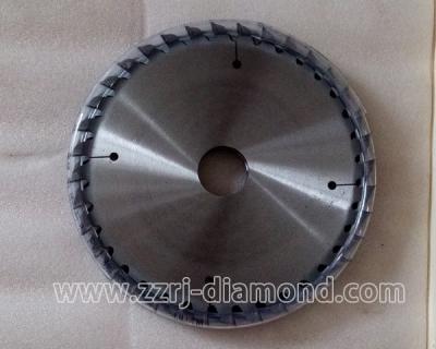 China pcd saw blade for wood cutting for sale