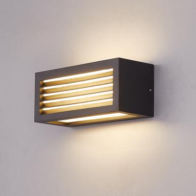 China Waterproof IP65 outdoor wall sconce 12W outdoor wall lighting fitting external wall lamp light fixtures for sale