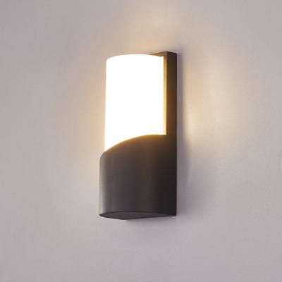 China non-glare vertical 12W outdoor wall sconce lighting fitting anti-dazzle external wall lamp en venta
