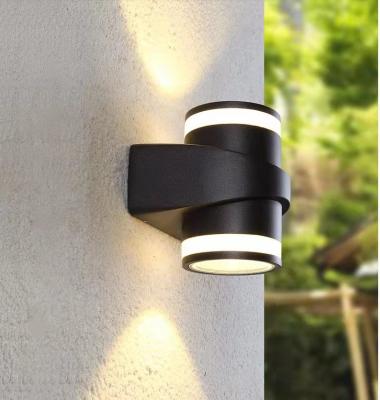 China Two - headed UP and down and wall lamp 6W led wall light fittings wall light for exterior light fixtures en venta