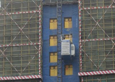 中国 3000KG 3ドア棚及びピニオンの乗客および物質的な起重機 販売のため