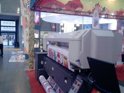 China Digital Mutoh Printing Machine Mutoh Textile Printer With High Resolution for sale