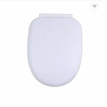 Cina Sedile igienico in plastica bianca morbido e chiuso a forma di D sostenibile e confortevole per il bagno in vendita