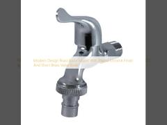 Faucet de bassin en laiton de conception moderne avec finition chrome plaquée et corps de vanne en laiton court
