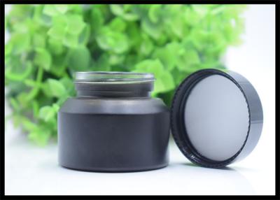 Cina guarnizione nera di bianco dei coperchi delle bottiglie di vetro del gel del fronte del barattolo della crema del gelo del nero 30g in vendita