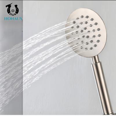Cina 1.5 MPa 304 Stainless Steel Cold And Hot Shower Set With Three Modes Shower Head in vendita
