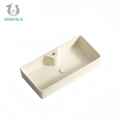 Cina Bagno di lusso vasca da bagno di alta qualità crema ceramica moderno scarico rapido in vendita