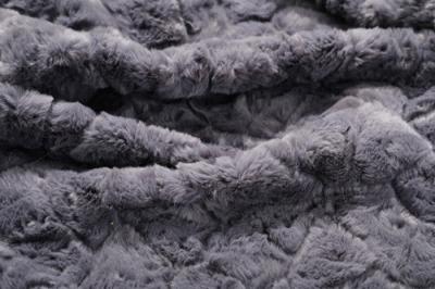 Cina Poliestere 150cm del tessuto del modello di Grey Solid Faux Fur Rabbit in vendita