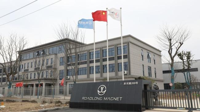 Telescoping Magnetic Pickup Tool with 25lb Pull Force — Magnet Stick