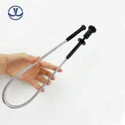 Cina Strumento di raccolta magnetica flessibile a 4 artigli con luce LED luminosa, retrattile in vendita