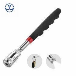 Cina Strumento di raccolta magnetica Maniglia di telescopio Raccogliere Magnete Rod Retracibile in vendita