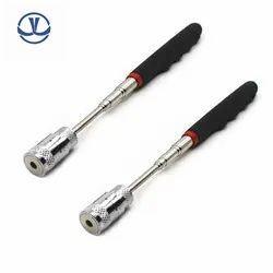 Cina Strumento di raccolta magnetica Maniglia di telescopio Raccogliere Magnete Rod Retracibile in vendita