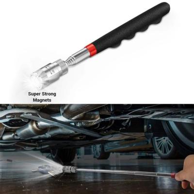 Cina Magnetic Pen Mini Portable Magnet Pick Up Tool con luce a LED in vendita