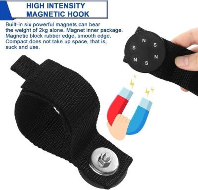 Cina Strappo di appesa magnetica ergonomica con supporto per cavo di estensione in vendita