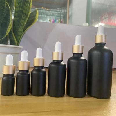 Cina Bottiglie di olio essenziale nere ultraleggere, bottiglia riutilizzabile del contagoccia del nero 15ml in vendita