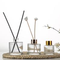 China Crystal Glass Diffuser Bottle Round 50ml 100ml 150ml 200ml Reusable Lidded for sale