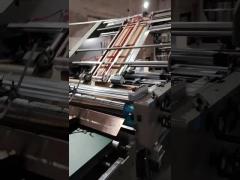 High Speed 3 laag gegolfde warmrol laminator Unieke servo vacuümvoeding