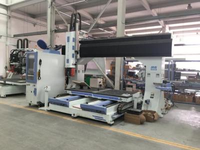 Cina 5 Axis CNC Router Engraving Machine For Woodworking Engraving in vendita