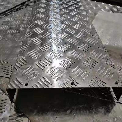 China Aluminum Checkered Plate And Sheet Weight Aluminum Diamond Plate Sheets For For The Stairs for sale