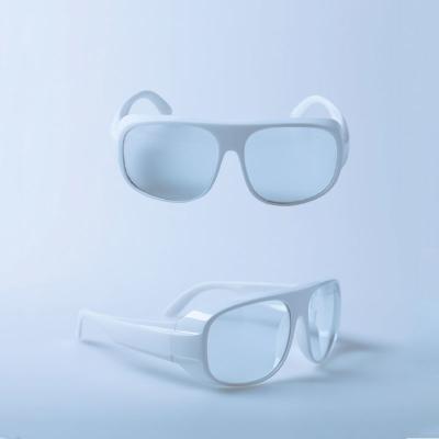 Cina ODM dell'OEM bianco di pagina 52 degli occhiali di protezione di sicurezza dei laser di CO2 10600nm OD6+ in vendita