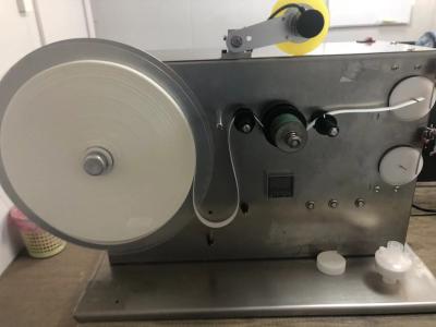 Cina Macchina di avvolgimento del nastro di carta filtro HME di prima generazione con velocità regolabile / errore di etichettatura ± 0,2 mm in vendita