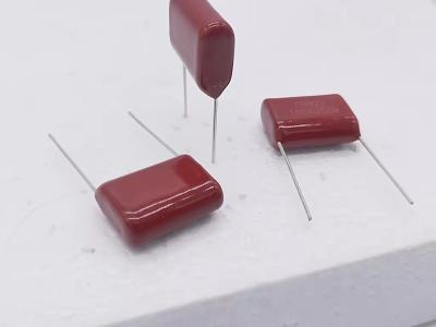 China Capacitores metalizados vermelhos do polipropileno CBB22, capacitor antiparasitário em forma de caixa à venda