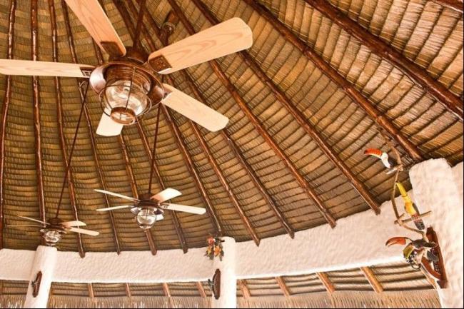 African Fireproof Synthetic Simulation Thatch Roofing Tile for Garden Decoration