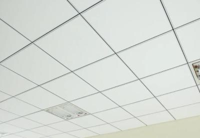 China Hotel Refurbishment Mineral Wool Acoustic Drop Ceiling Tiles with Sandblasted for sale