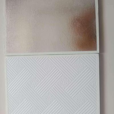 China 7mm-15mm Thickness Acoustical PVC Gypsum Suspended Ceiling Tiles with 900kg/M3 Density for sale