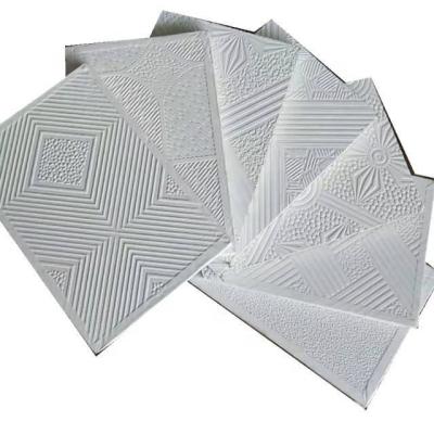 China Kunstmatig akoestisch PVC-gipspaneel De perfecte aanvulling op uw plafond/muurdecor Te koop