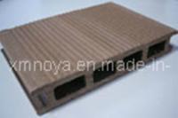 China Engineered Wood Grain WPC Decking Customized for Outdoor Applications for sale