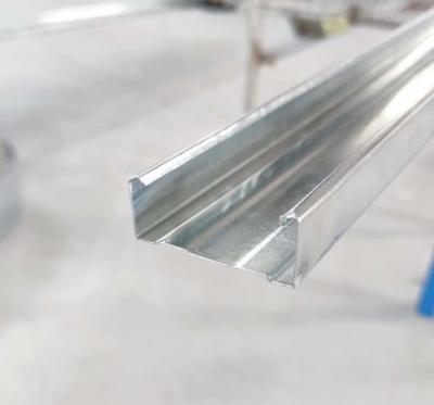 China L-type Metal Building Stud / Track Steel Profile for Wall Partition Material Ud 27*28 for sale