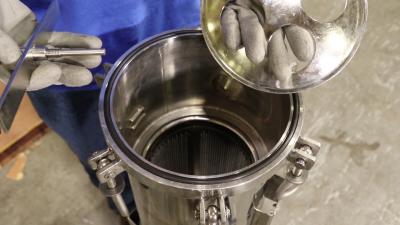 Cina Alloggiamento per filtri in sacchetto in acciaio inossidabile per prestazioni e risultati di filtrazione ottimali in vendita