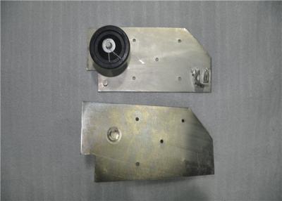 Cina Sportello di alluminio del rullo per i veicoli speciali costruiti nella striscia di gomma del camion dei vigili del fuoco del cuscinetto in vendita